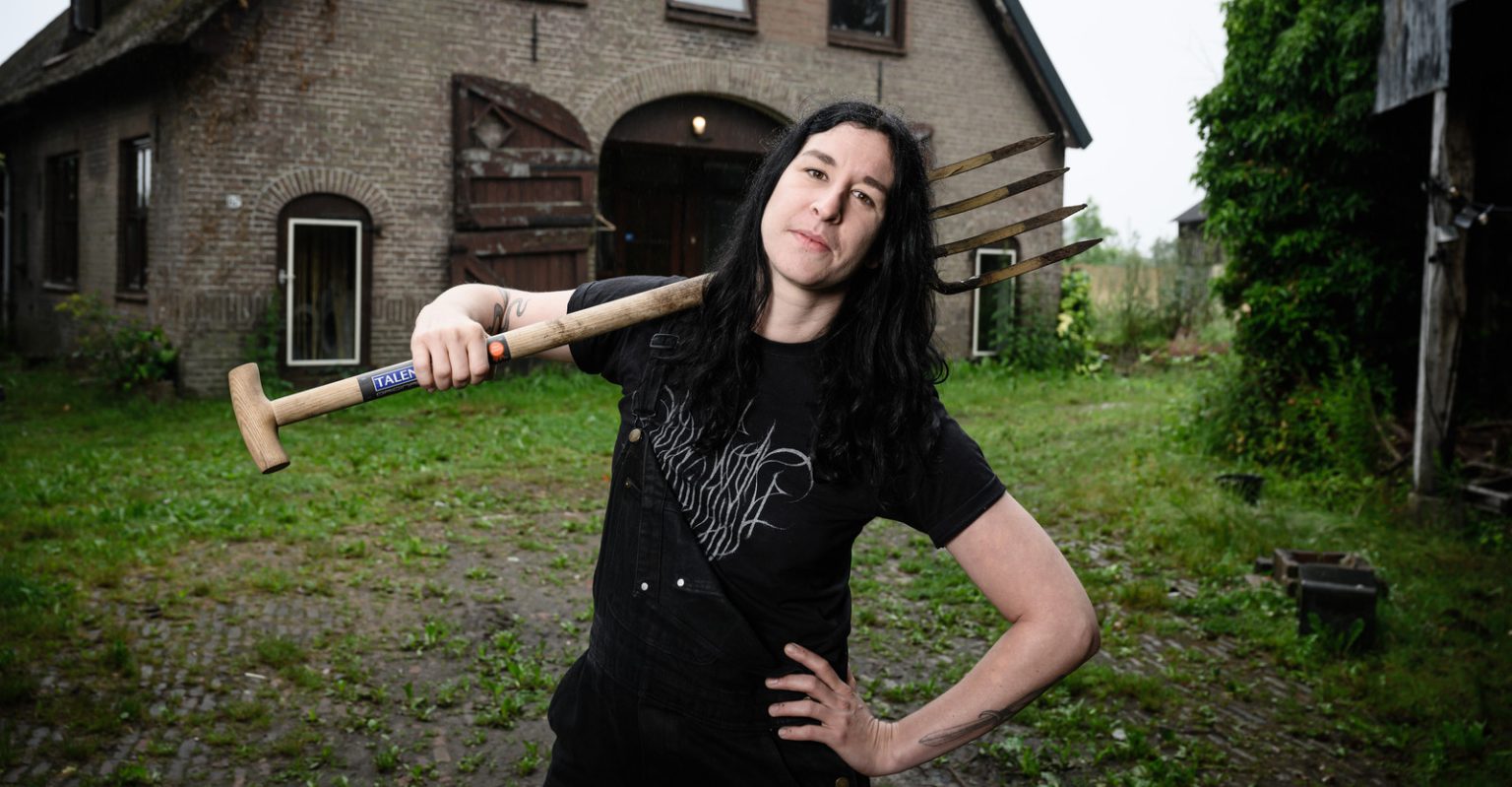 Raven van Dorst haalt snoeihard uit naar Ellen ten Damme - Weekblad Party