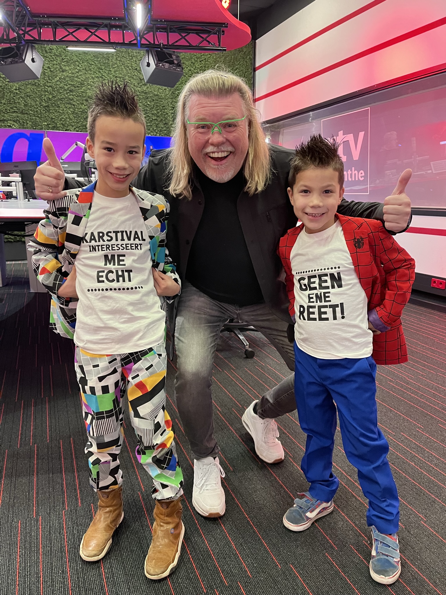 Party op bezoek in radioshow René Karst - Weekblad Party