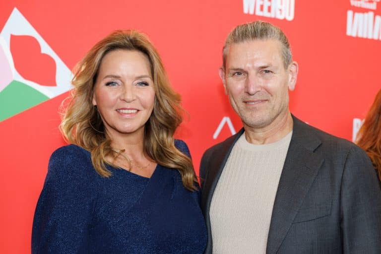 Schrijfster Esther Verhoef vertelt over ontmoeting partner - Weekblad Party