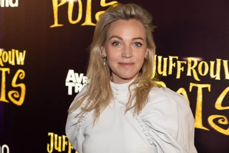 Waarom is Loes Haverkort bang dat ze niet oud wordt? - Weekblad Party