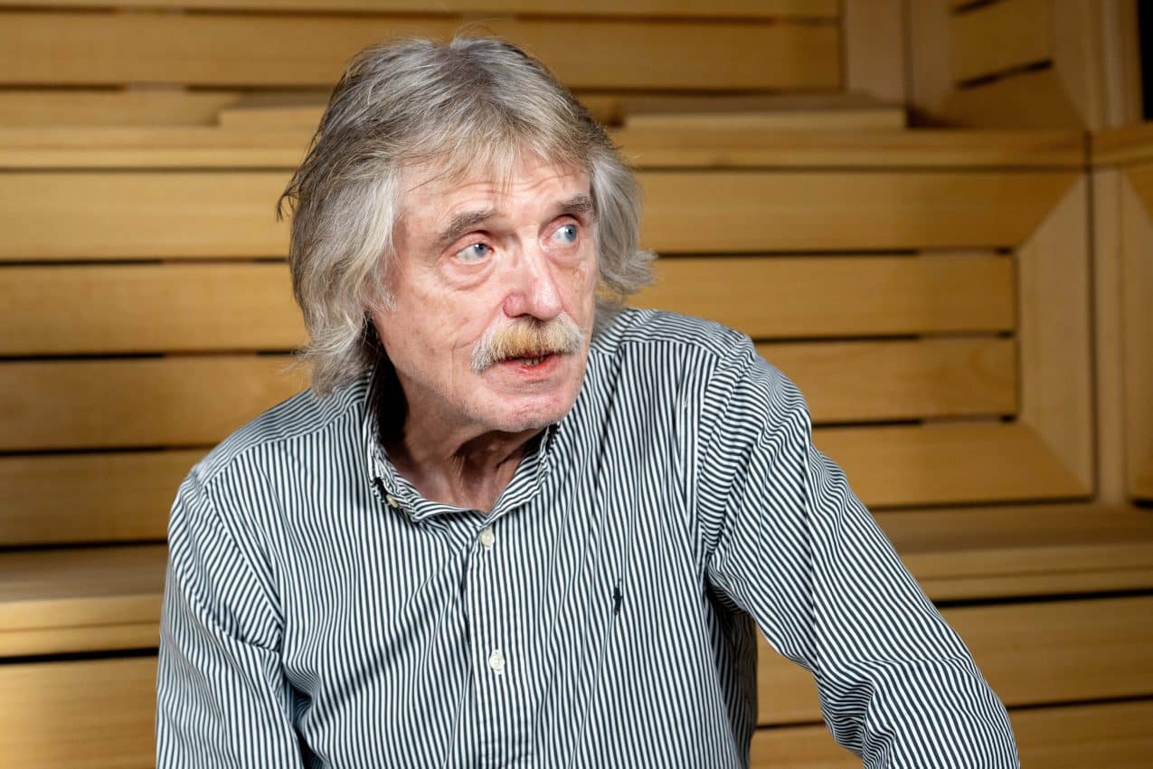 Dit vindt Johan Derksen van Monique en Denise uit 'De Hanslers ...