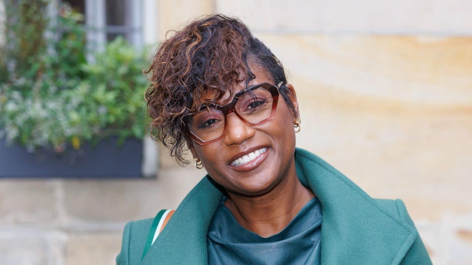 Edsilia Rombley staat centraal in 'Verborgen Verleden'.